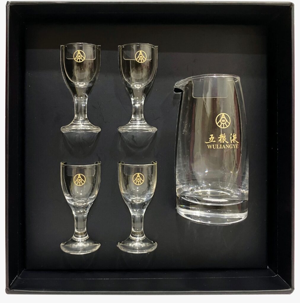 Wu Liang Ye 五粮液 Baijiu 52% & Giftset (Jug and Glasses) - Single & Available Whisky Shop